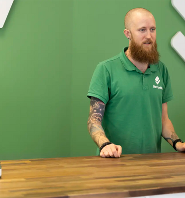 Refurbly Store | Allt för ditt gröna mobilägande under ett tak